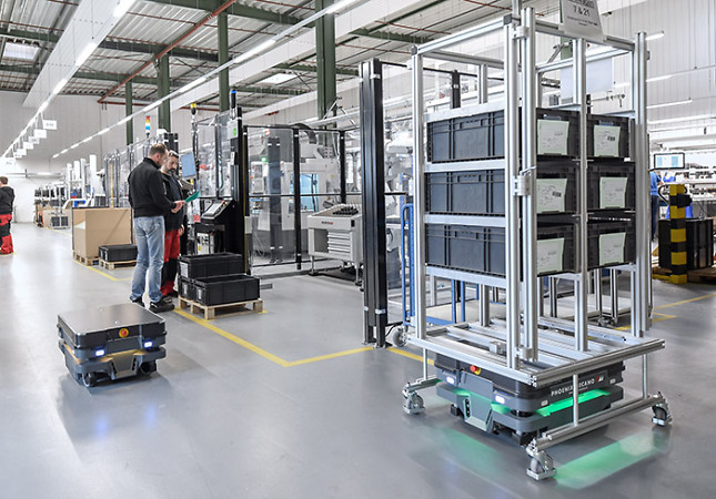 Autonomous mobile robot in logistics